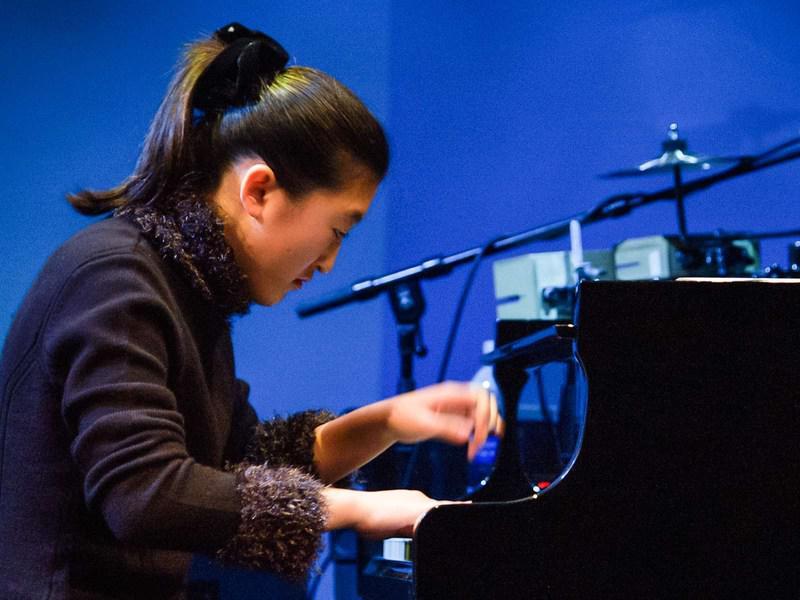 TED+ Jennifer Lin: Αυτοσχεδιάζει στο πιάνο, σε ηλικία 14 ετών (video ...