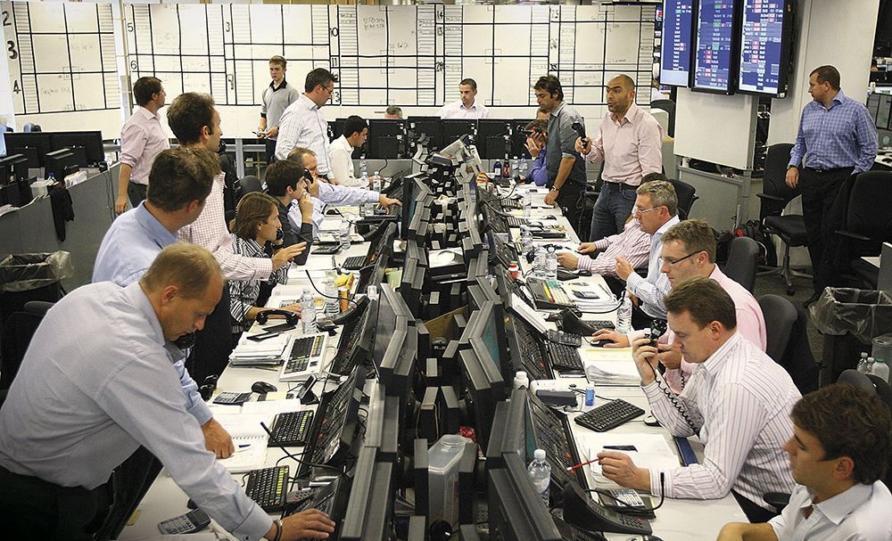 Νέα πτώση επιτοκίου στη δημοπρασία 6μηνων εντόκων γραμματίων | Ρεπορτάζ ...