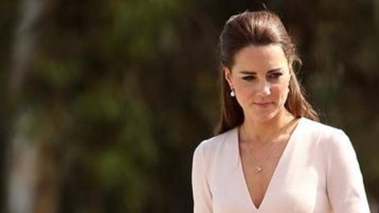 Ο φόρος τιμής στη Νταΐάνα που κρύβει το περιδέραιο της Κέιτ Μίντλετον ...