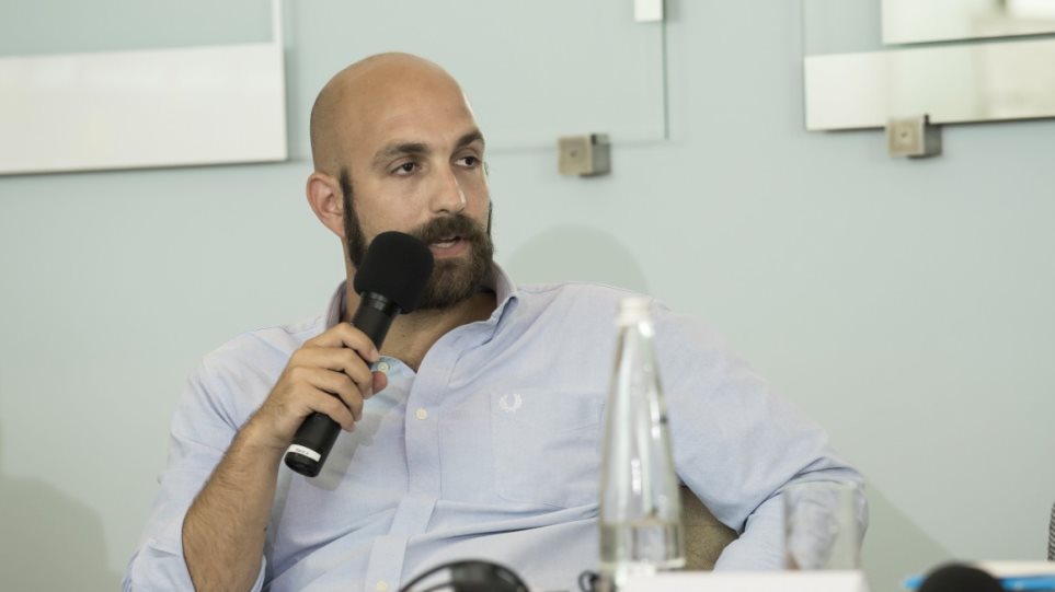 Σάλος με συνεργάτη του Δ. Παπαδημούλη: Άφησε υπόνοιες ότι ο ΣΚΑΪ έχει ...