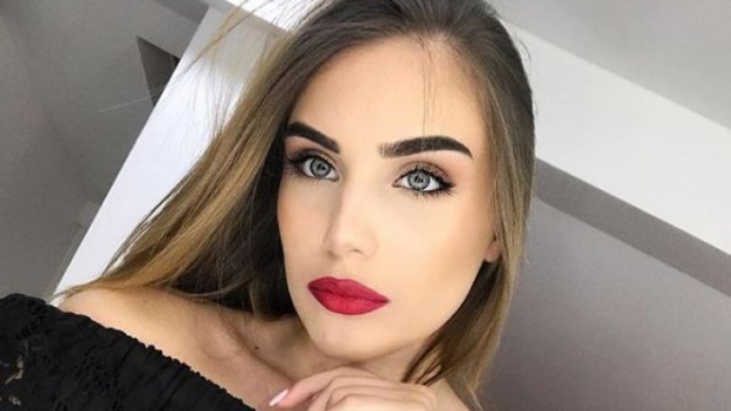 Η κόρη του Ζάεφ είναι στην Κέρκυρα και «βομβαρδίζει» το Instagram ...