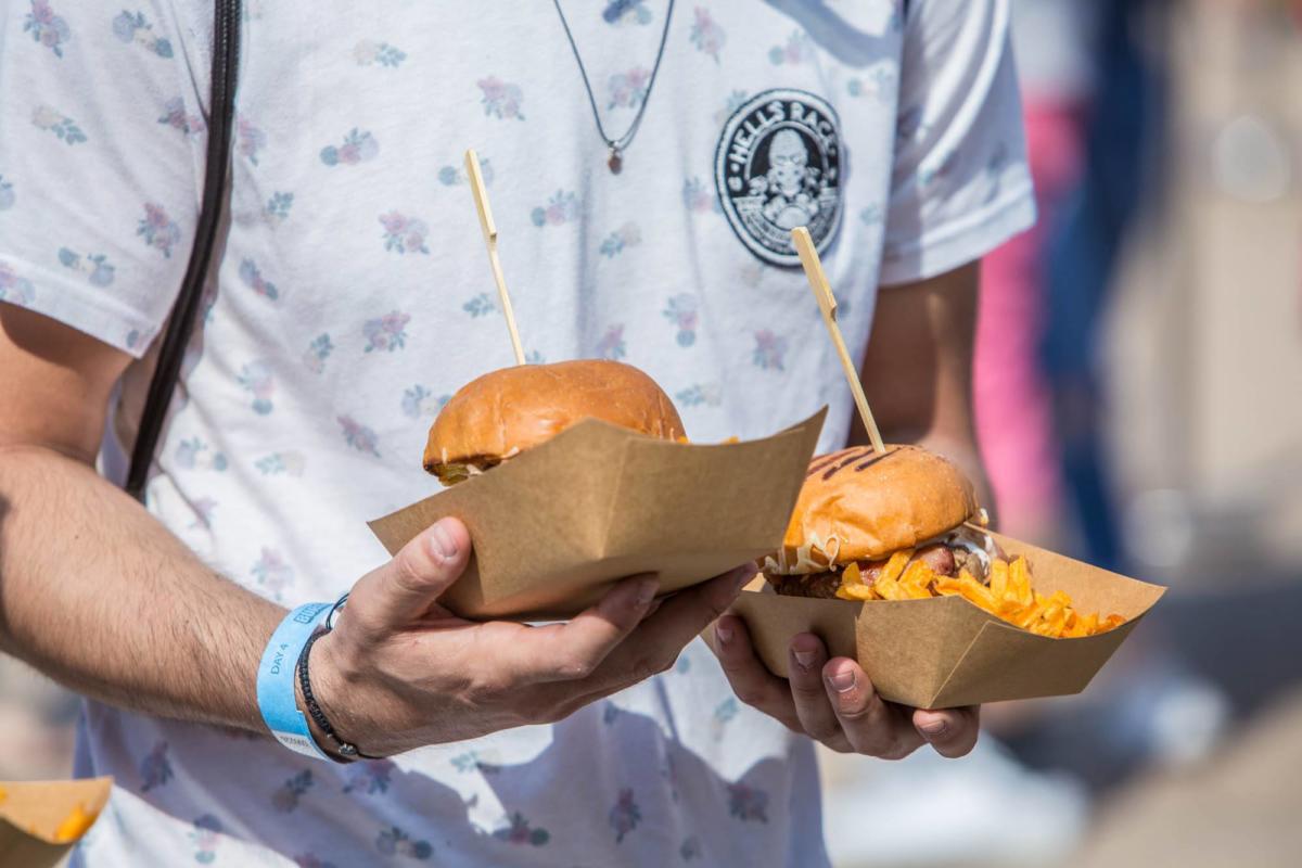 Burger Fest Athens: Το μεγαλύτερο food festival επιστρέφει στο Παλιό ...