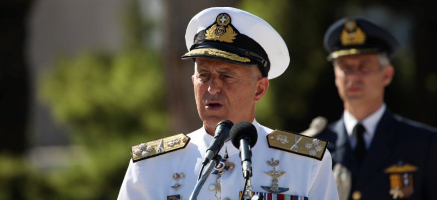 Ναύαρχος Αποστολάκης: Αν οι Τούρκοι ανέβουν σε ελληνική βραχονησίδα, θα ...