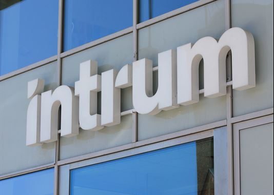 Intrum: Πωλεί μεγάλο μέρος του επενδυτικού χαρτοφυλακίου της στην Cerberus έναντι $785 εκατ ...