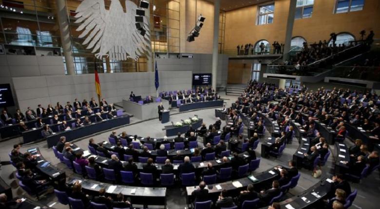 Γερμανία: «Όχι» από τη Bundestag στην πρόταση για υποδοχή 5.000 ...