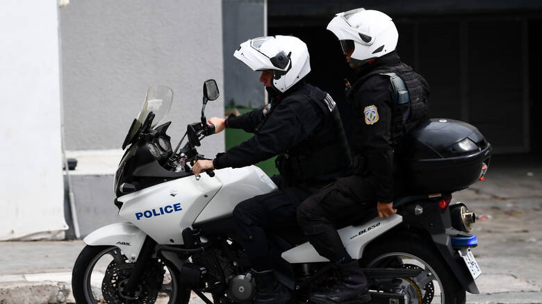 Θρήνος για την ΕΛ.ΑΣ.: Αυτοκτόνησε μέσα στο σπίτι του αστυνομικός της ...
