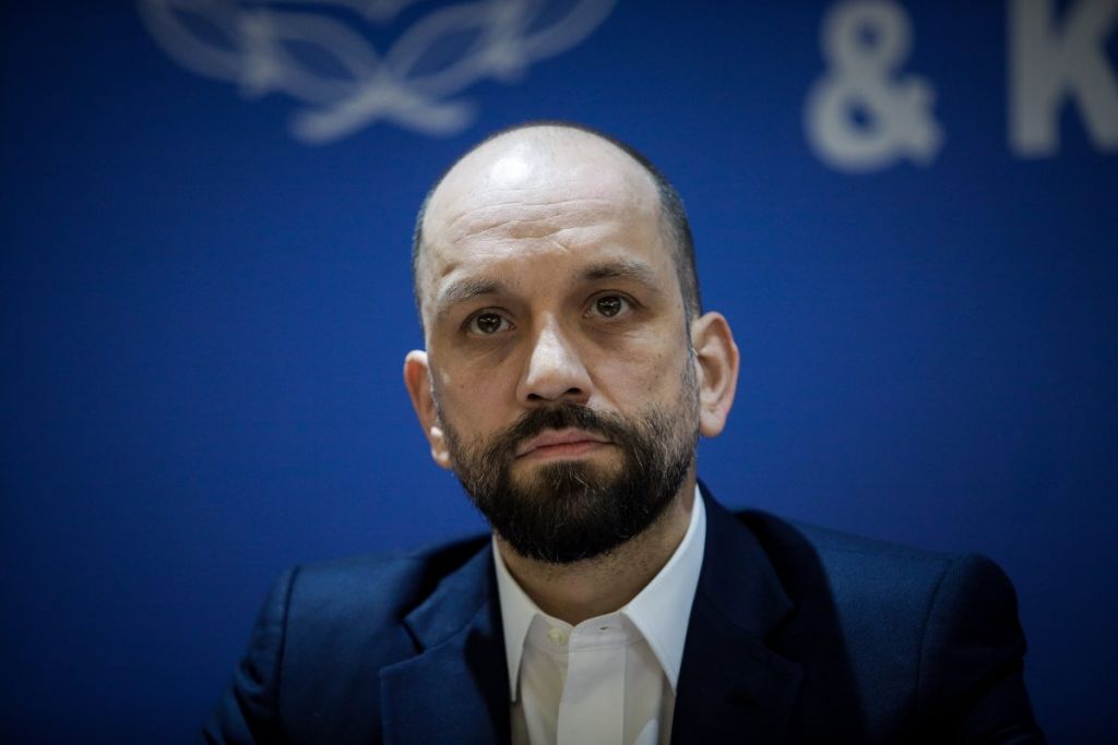 Κ. Μπάρκας (ΣΥΡΙΖΑ): Ναι είχα τα ίδια ΚΕΚ στο Μητρώο, αλλά δεν έκανα ...