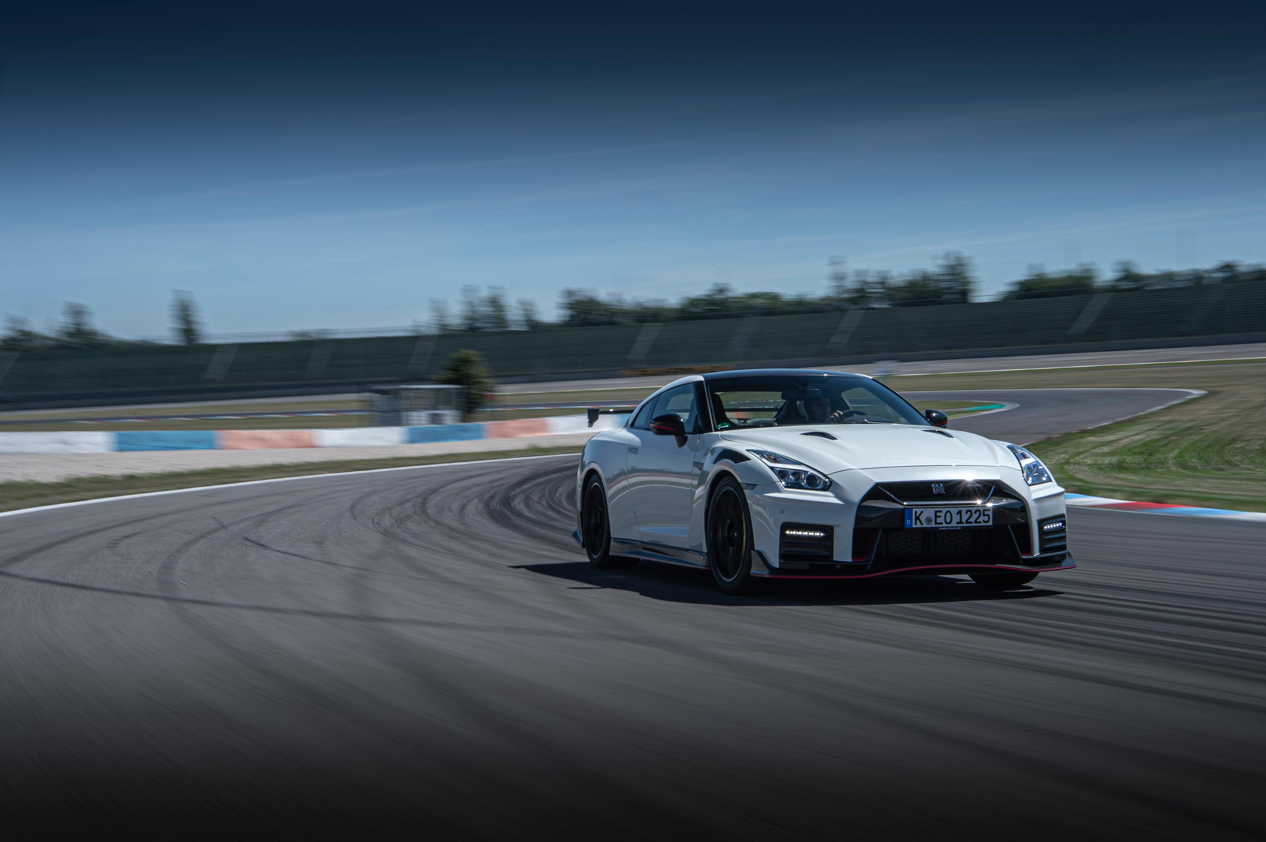 Nissan GT-R: Η γέννηση ενός θρύλου - Mononews.gr