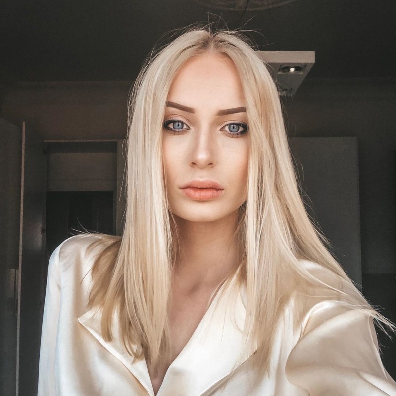 Ημερολόγιο κακοποίησης: Η Anthonia Rochus αποφάσισε να δείξει δημόσια ...