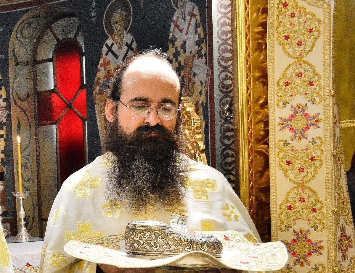 Θεσσαλονίκη: «Έφυγε» 46χρονος ανεμβολίαστος αρχιμανδρίτης - Mononews.gr