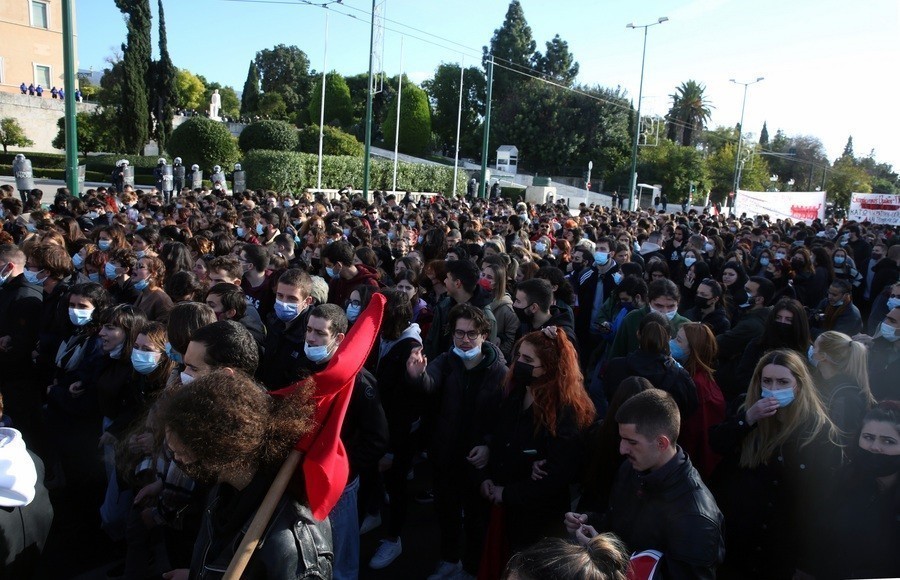 Τρεις συλλήψεις και 11 προσαγωγές στη διαδήλωση για τη δολοφονία του ...
