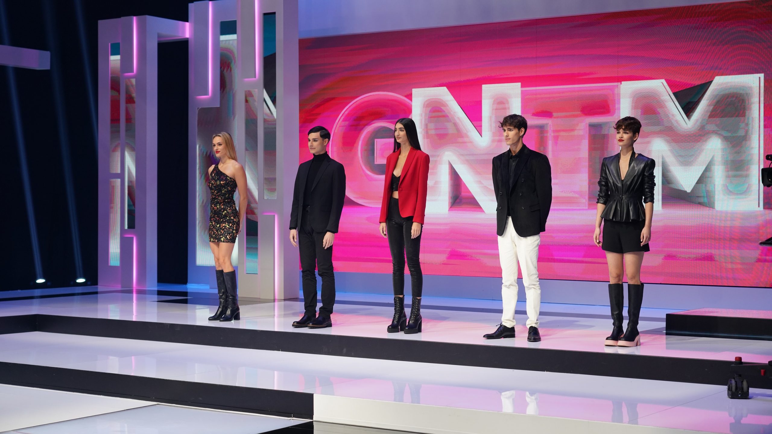 GNTM Spoiler: Ποιος αποχωρεί ένα βήμα πριν τον ημιτελικό; (video) - Mononews.gr