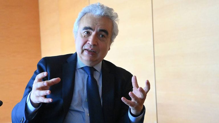 Διεθνής Οργανισμός Ενέργειας: «Κατά 10 εκ. βαρ./ημ. μειωμένη η παραγωγή ...