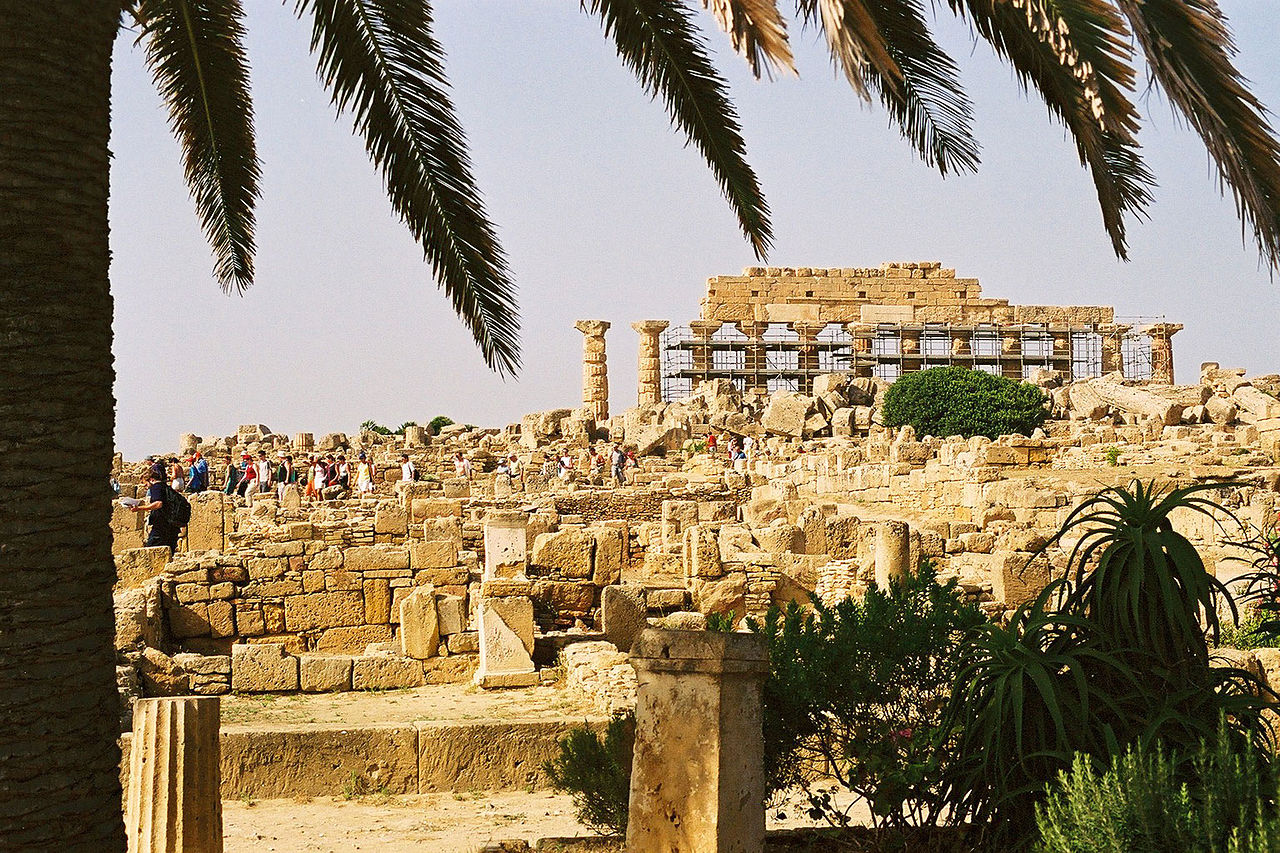 Η μεγαλύτερη πλατεία της αρχαιότητας στη Μεγάλη Ελλάδα - Mononews.gr