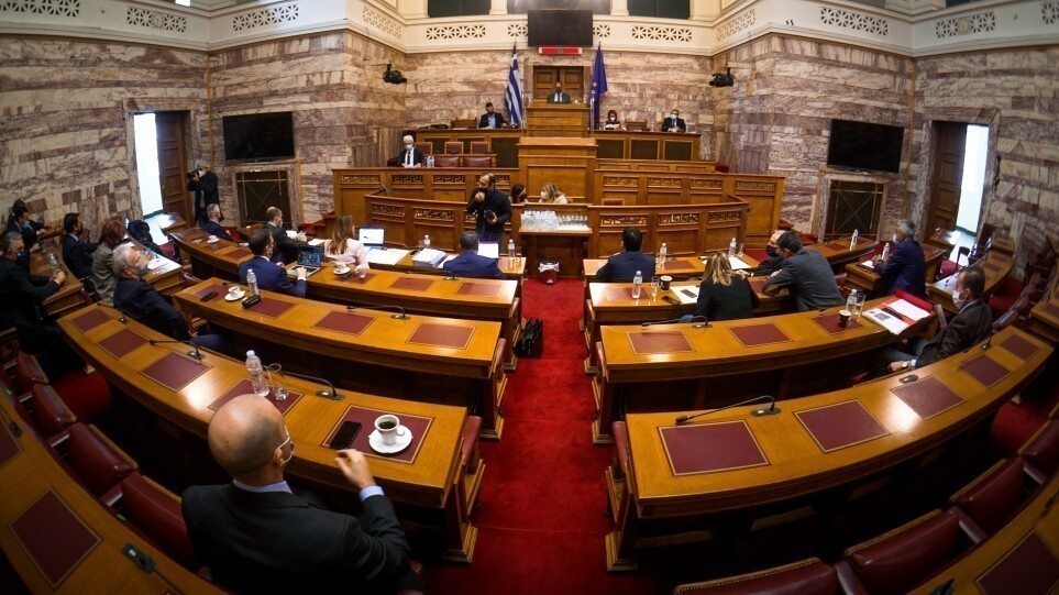 Εξεταστική επιτροπή για υποκλοπές: Ολοκληρώθηκε η κατάθεση του πρώην ...