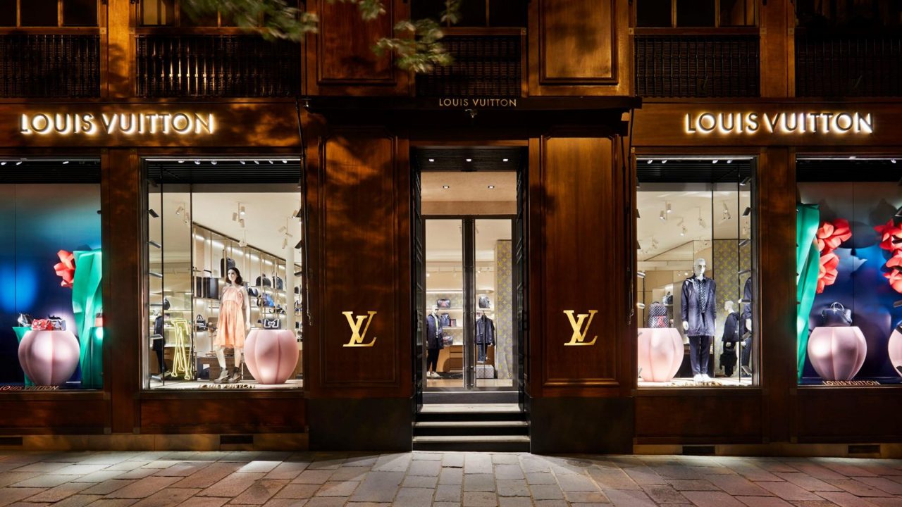 Γαλλία: Η LVMH θα κλείσει τα φώτα στα καταστήματά της το βράδυ ...