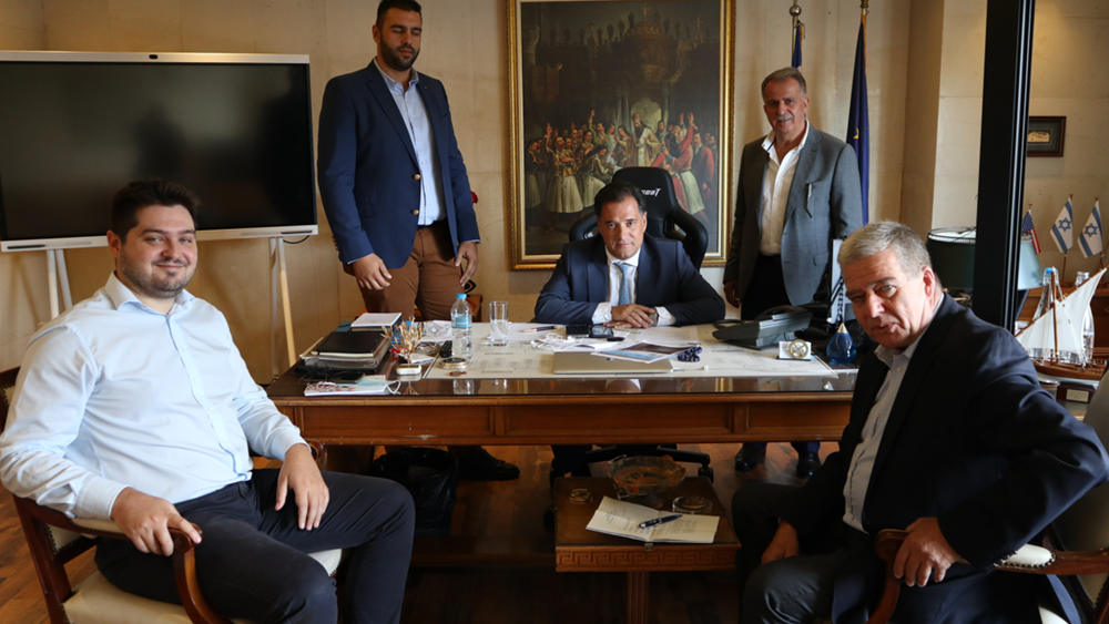 Άδωνις Γεωργιάδης: Τετ α τετ με εκπροσώπους των βενζινοπωλών και των ...