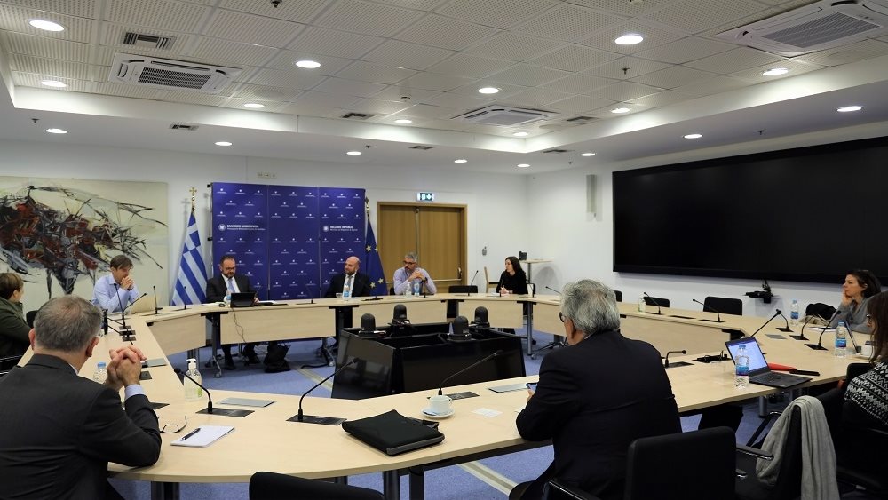 Επίσκεψη ειδικής ομάδας του ΟΗΕ στο Υπουργείο Μετανάστευσης και Ασύλου ...