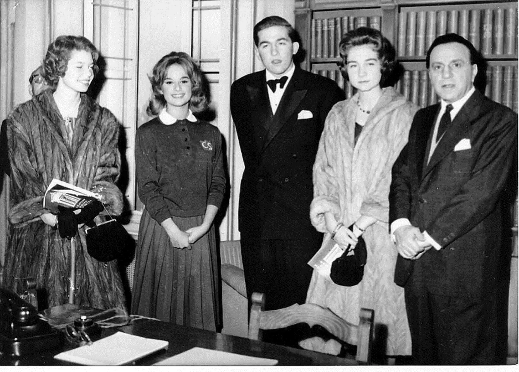 Ο πρίγκιπας, η μαθήτρια και η κακιά πεθερά, μια ιστορία σαν παραμύθι ...