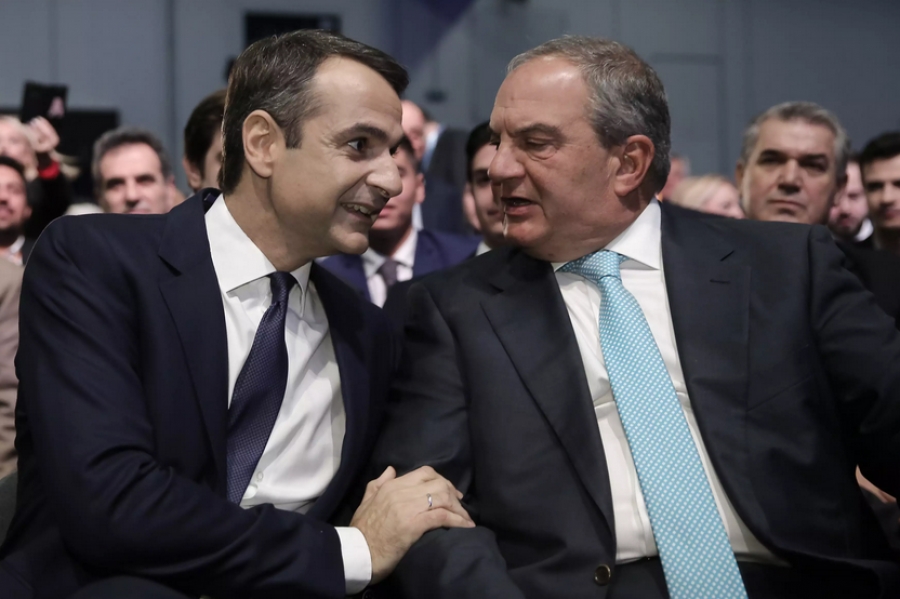 Καραμανλής: Δεν θα είμαι υποψήφιος - Μητσοτάκης: Τον ευχαριστώ, είμαι ...