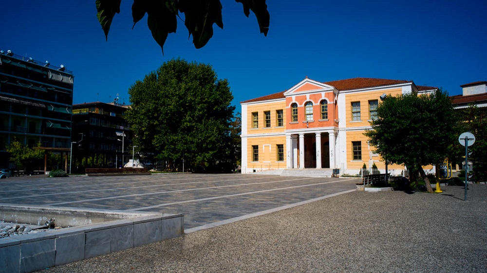 Η ΕΤΑΔ παραχώρησε το Παλαιό Δικαστικό Μέγαρο Βέροιας στον Δήμο Βέροιας ...