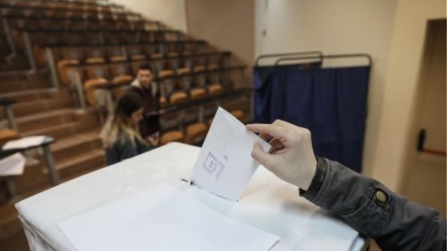 Φοιτητικές εκλογές: Φιάσκο για μια ακόμα χρονιά με διπλές κάλπες και ...