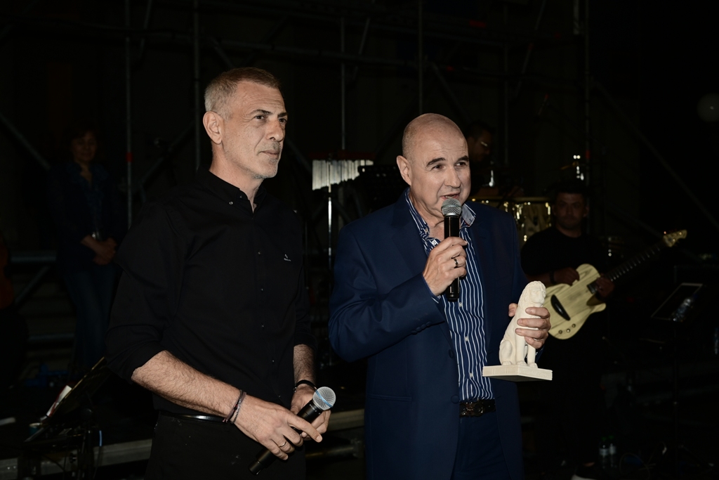 Με μια φαντασμαγορική συναυλία ξεκίνησαν οι «Ημέρες Θάλασσας 2023 ...