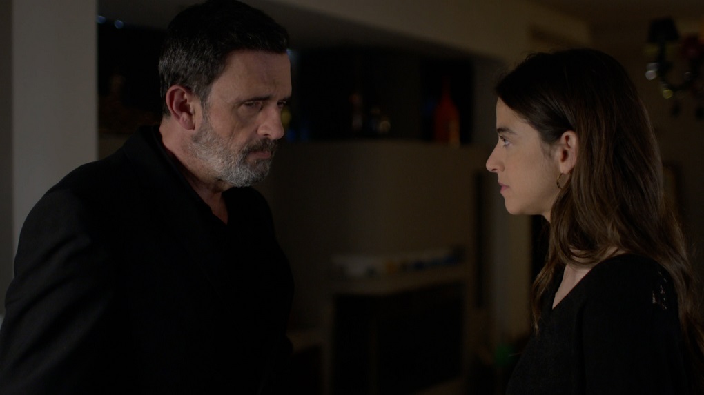 Μαύρο Ρόδο: Ο Πέτρος πηγαίνει στο μοναστήρι με τον Λευτέρη - Mononews.gr