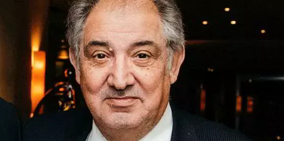 Λου Κολλάκης: Παίρνει μπρος η επένδυση 10 εκατομμυρίων του εφοπλιστή ...