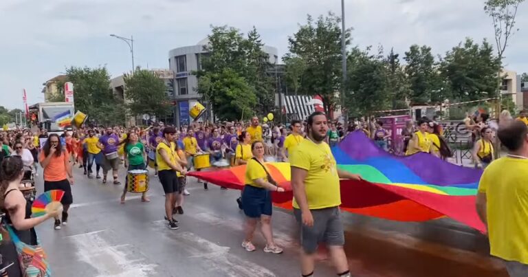 Σε εξέλιξη το Thessaloniki Pride 2023 - Mononews.gr