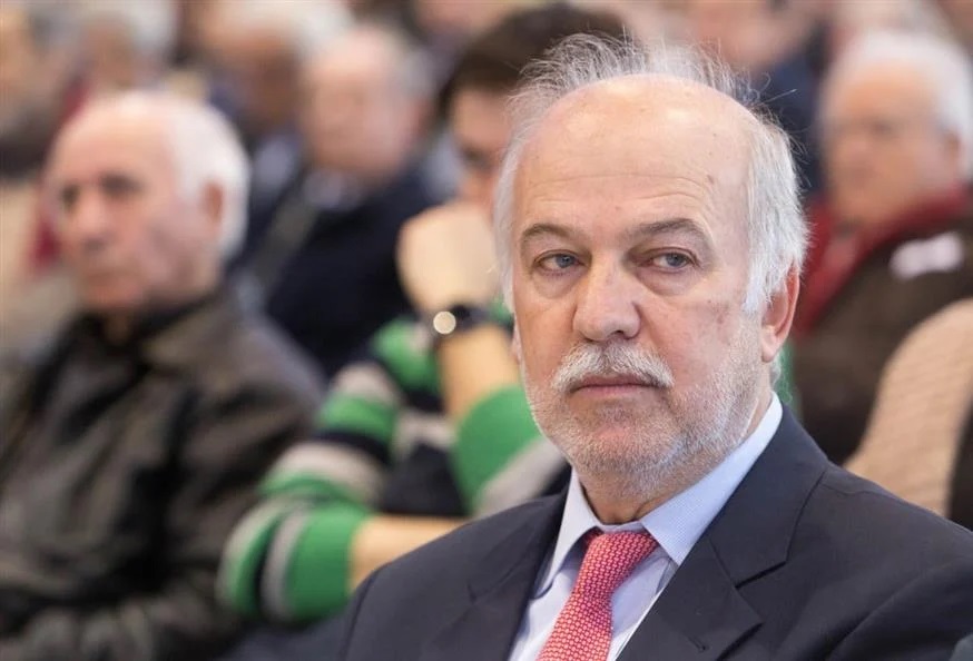 Ο Φλωρίδης και οι δίκες των λευκών κολάρων - Η Folli Follie και ο ...