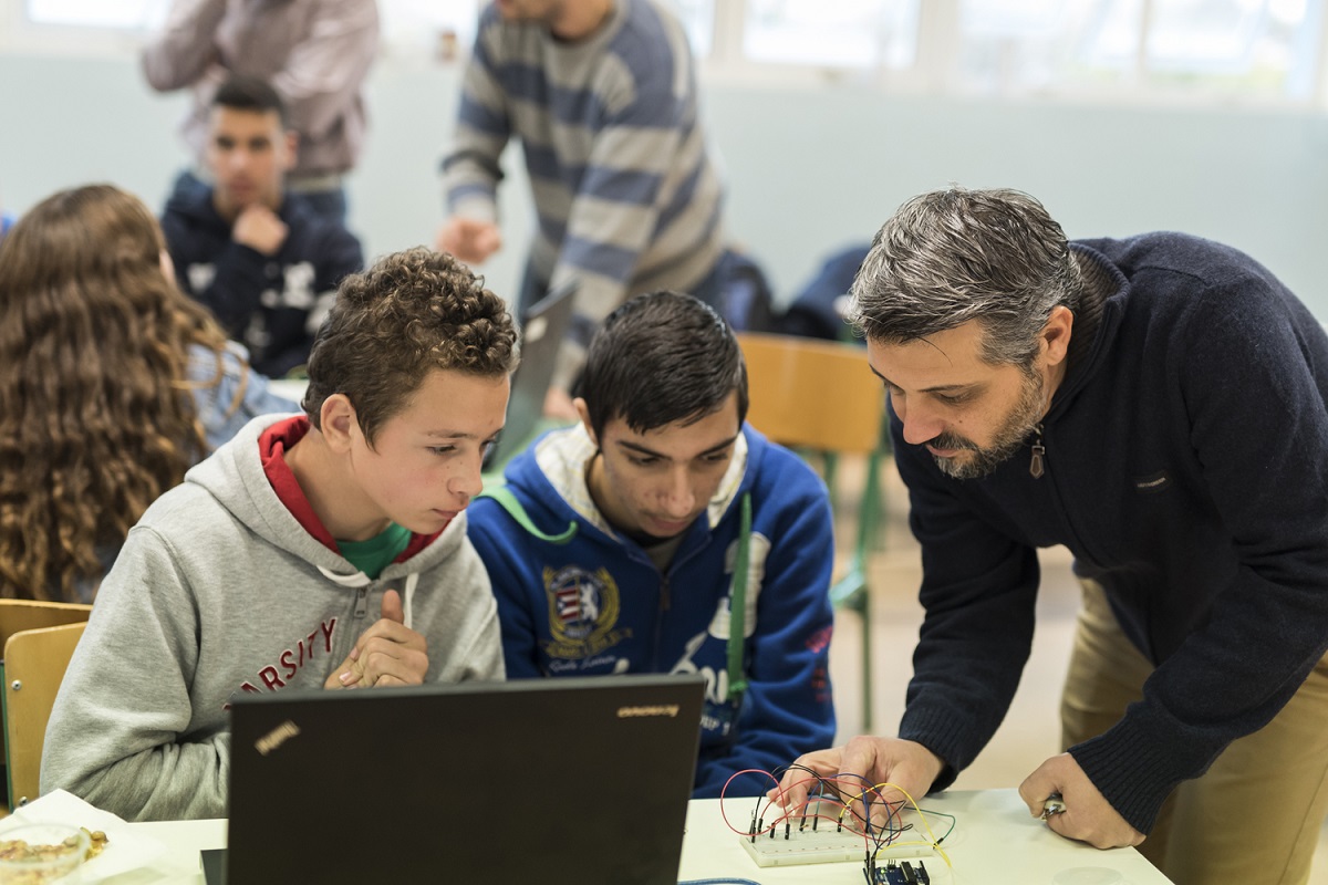 Vodafone: Ολοκληρώθηκε ο πρώτος κύκλος του Εκπαιδευτικού Προγράμματος ...