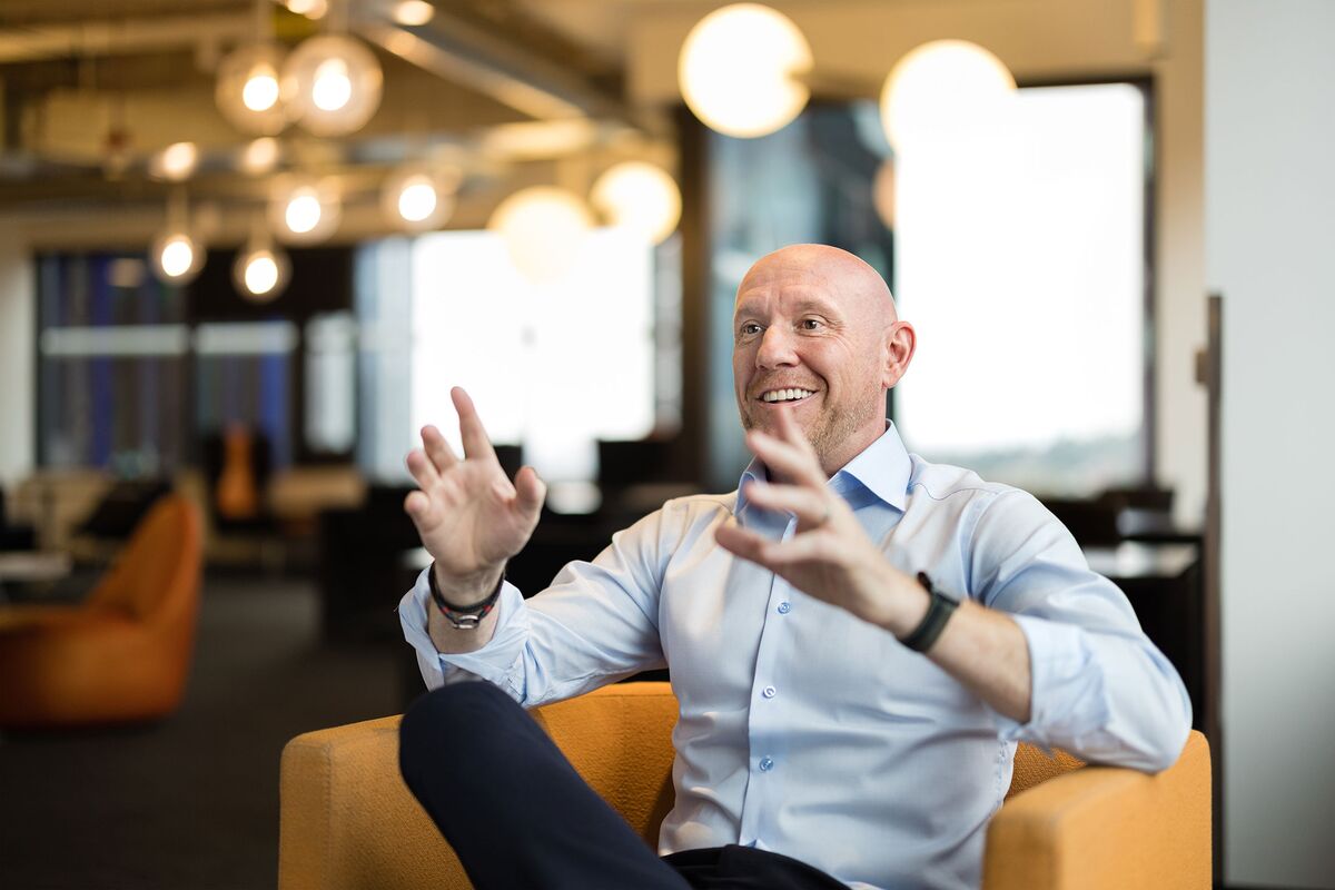 Amazon: Ριζικές αλλαγές στα παντοπωλεία της – Δύσκολη η «μάχη» στην ...