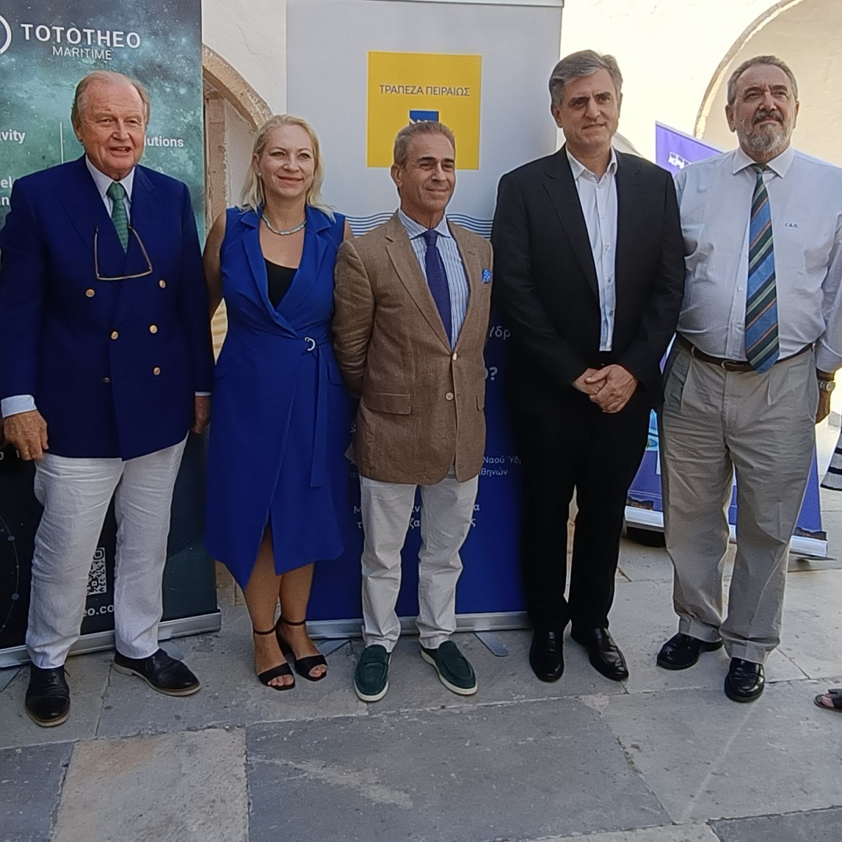 Ολοκληρώθηκε το 14ο Ναυτιλιακό Συνέδριο Ύδρας - Mononews.gr