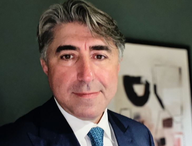 Motor Oil: Γενικός διευθυντής εφοδιασμού και εμπορίας o Alkhas Khametov ...