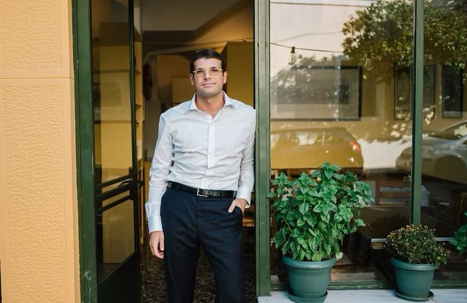 Φίλιππος Τσαγκρίδης: Από τη ναυτιλία και την τέχνη στη γαστρονομία ...