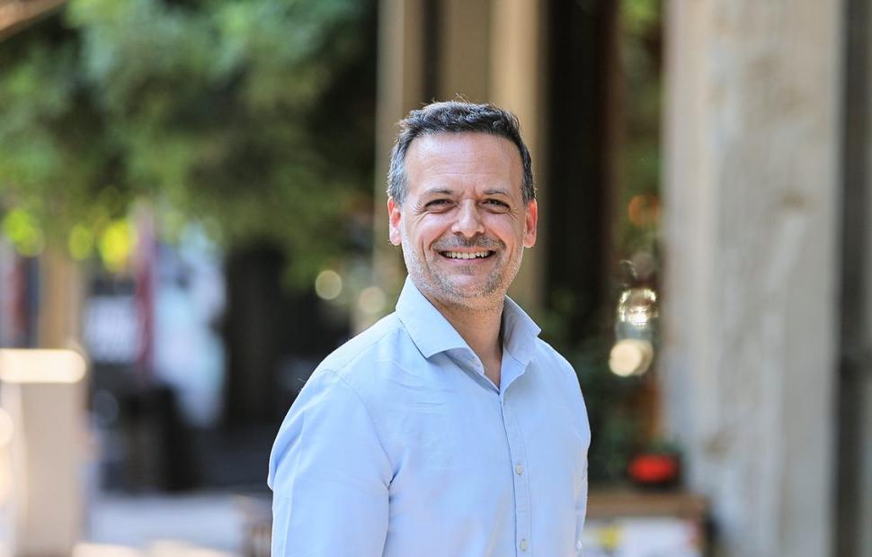 Ξενοδόχοι της Αθήνας κατά Δούκα για την πρόταση για νέο φόρο στον τζίρο ...