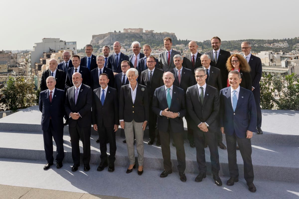 ΕΚΤ: Με φόντο την Ακρόπολη οι κεντρικοί τραπεζίτες για την κρίσιμη ...