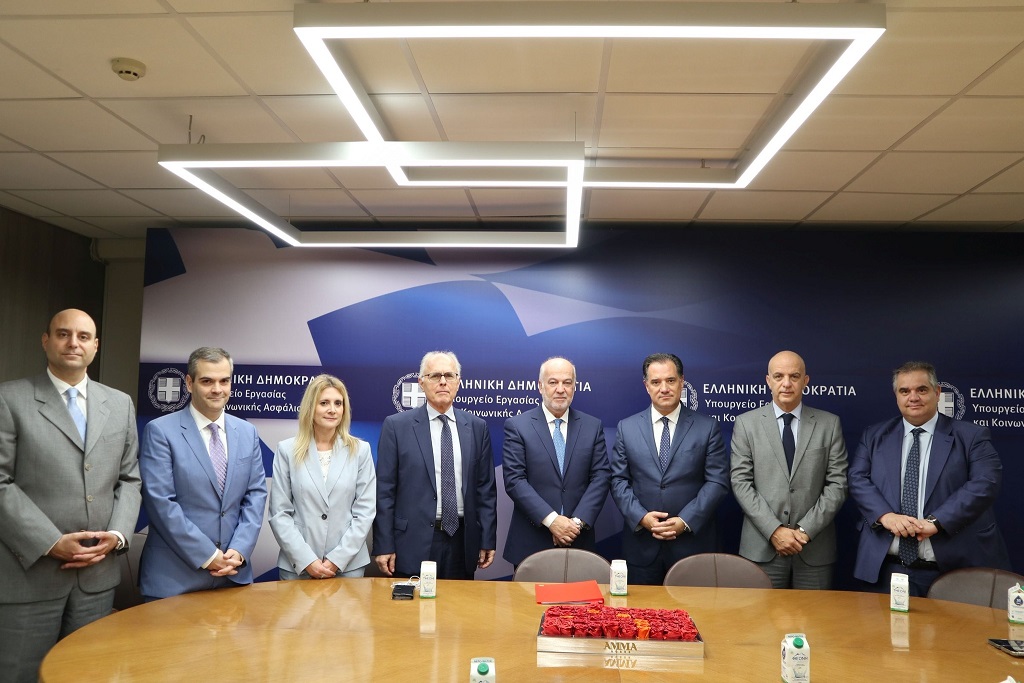e-ΕΦΚΑ: Σχέδιο άμεσης απεμπλοκής πάνω από 4.000 εκκρεμών υποθέσεων στο ...