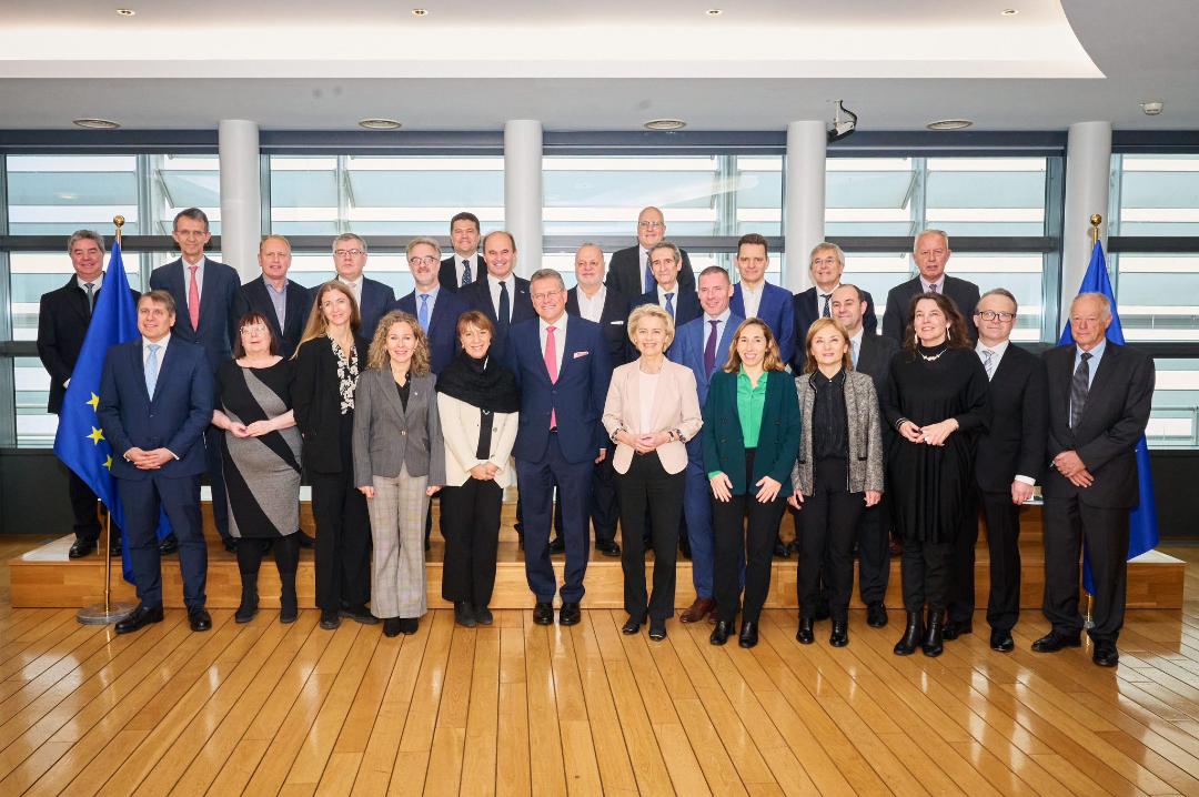 Ευάγγελος Μυτιληναίος-Von der Lyen: Ευρεία συνάντηση για τη βιομηχανία ...