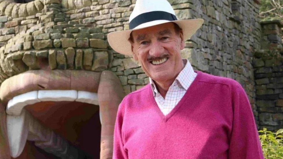 Ισημερινός: Απελευθερώθηκε ο βρετανός επιχειρηματίας Κόλιν Άρμστρονγκ ...