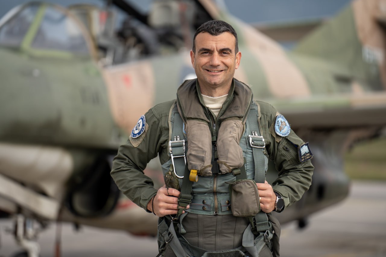Νεκρός ο χειριστής του Τ-2 που έπεσε στην Καλαμάτα - Ηταν 40 ετών ο ...
