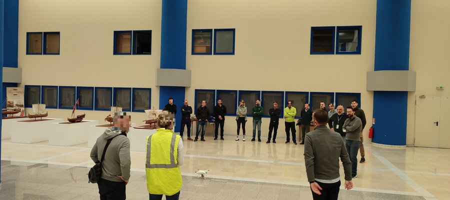 Λιμενικό: 21 στελέχη εκπαιδεύονται στη χρήση drones - Mononews.gr