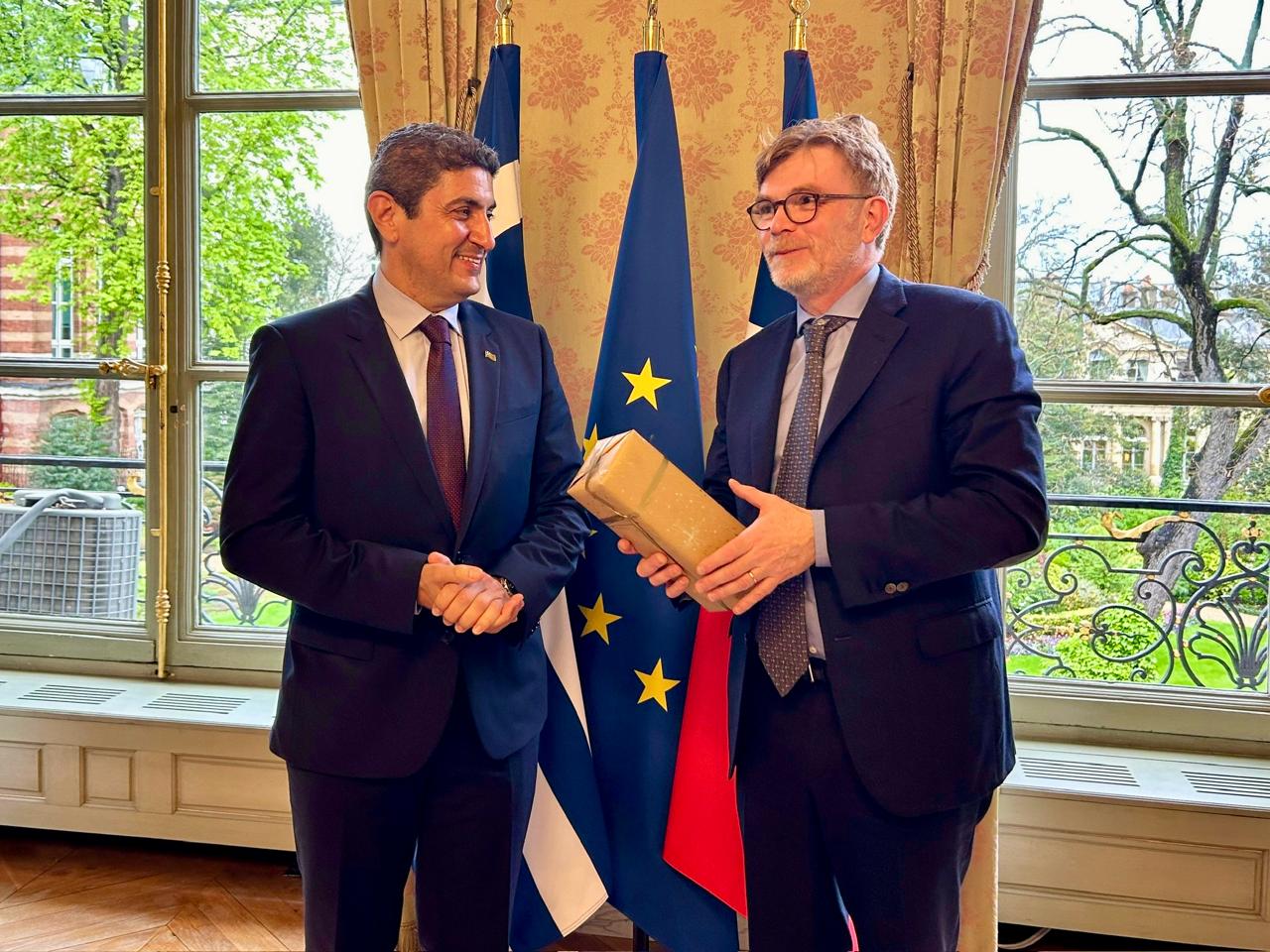 Ελλάς-Γαλλία συμμαχία και στα αγροτικά - Σε τι συμφώνησαν Αυγενάκης και ...