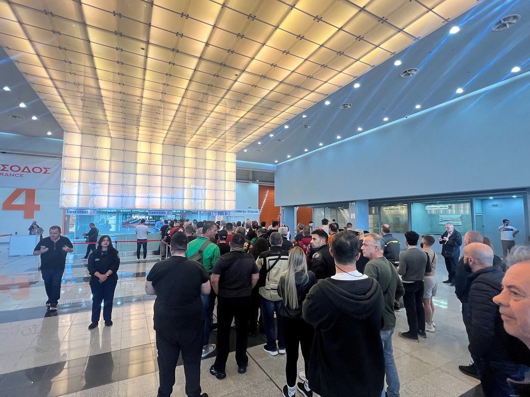 Metropolitan Expo: Ουρές στην Έκθεση Μοτοσυκλέτας - Mononews.gr