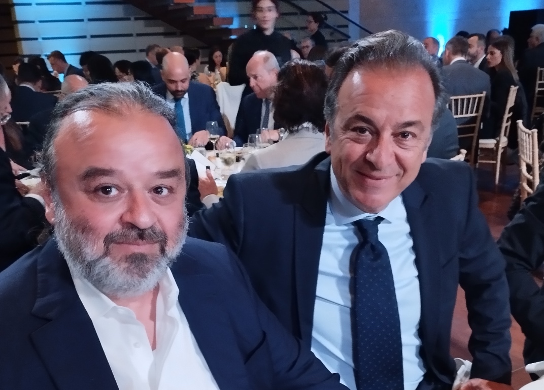 Αδέλφια Ηλιόπουλοι: Ο Μάριος κυριαρχεί στα ταχύπλοα πλοία και ο Αντώνης ...