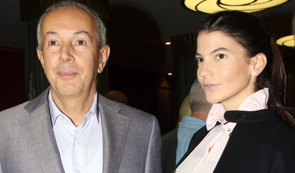 Δήμητρα Κούστα: Από τις thigh high μπότες στα χρυσά σανδάλια - Τι ...