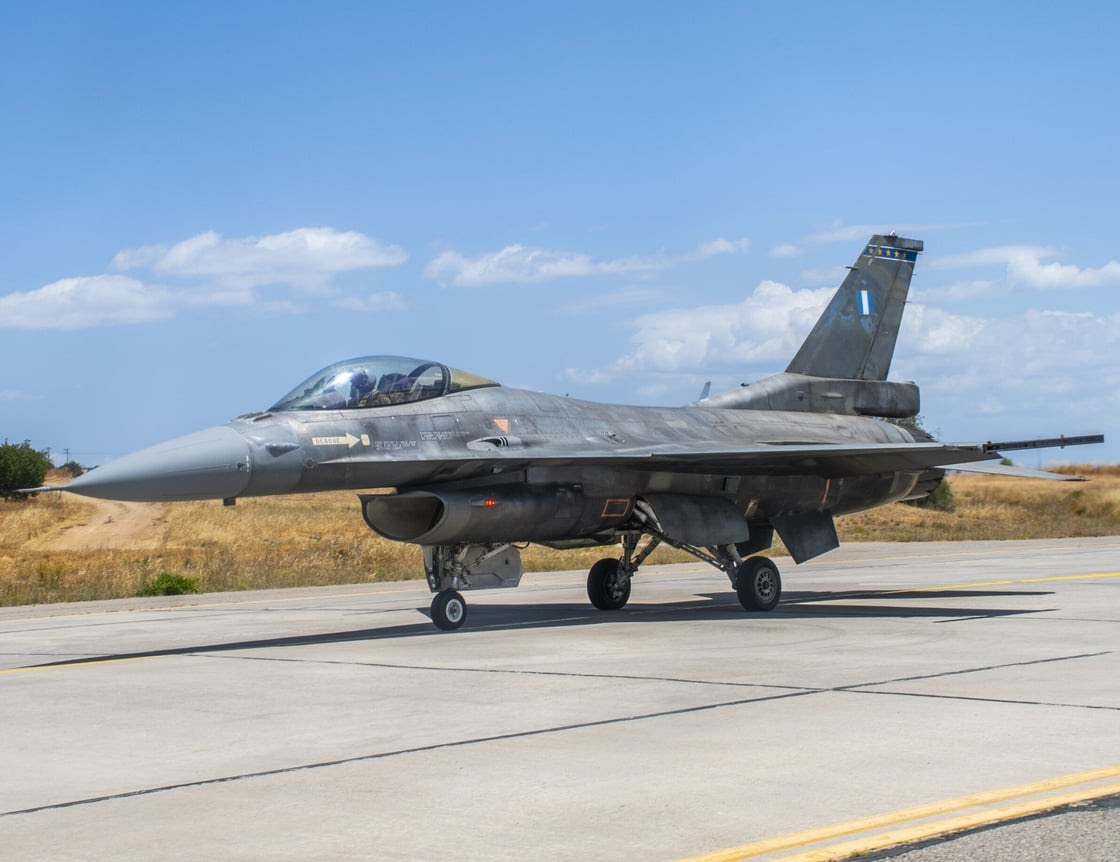 Πολεμική Αεροπορία: Lockheed Martin και EAB παρέδωσαν το 20ο ελληνικό F ...