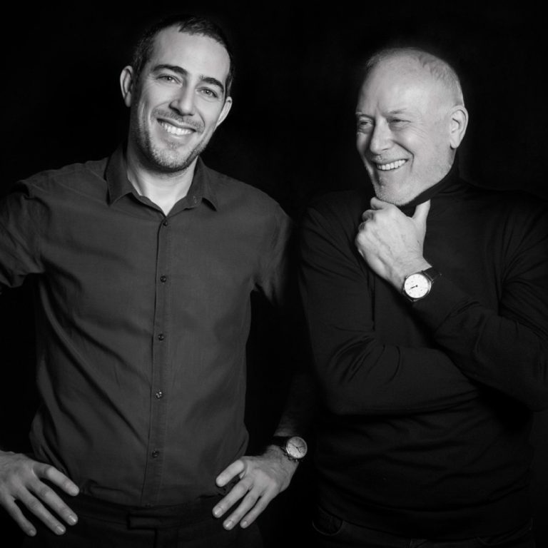 Η Τήνος του 1910 κλείνει το μάτι - Mononews.gr