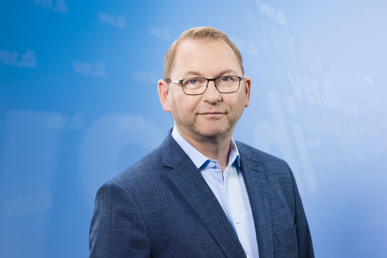 Commerzbank: Κατά της εξαγοράς μεριδίου της από την UniCredit οι ...